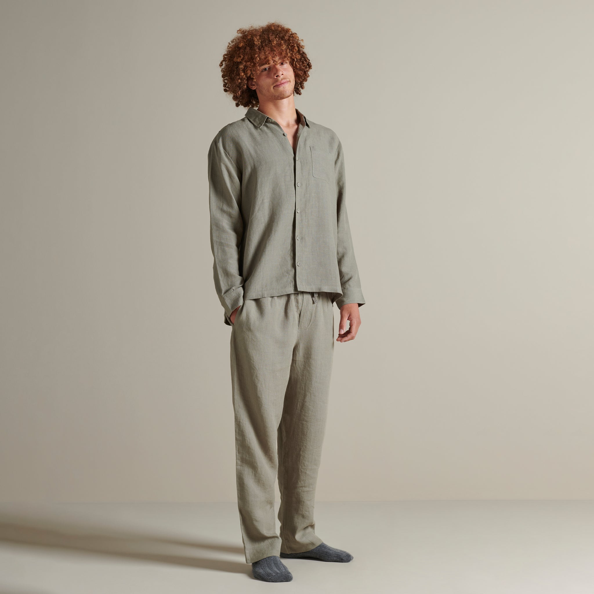 The Men's Linen Lounge Set in Moss | Loungewear by Bedfolk