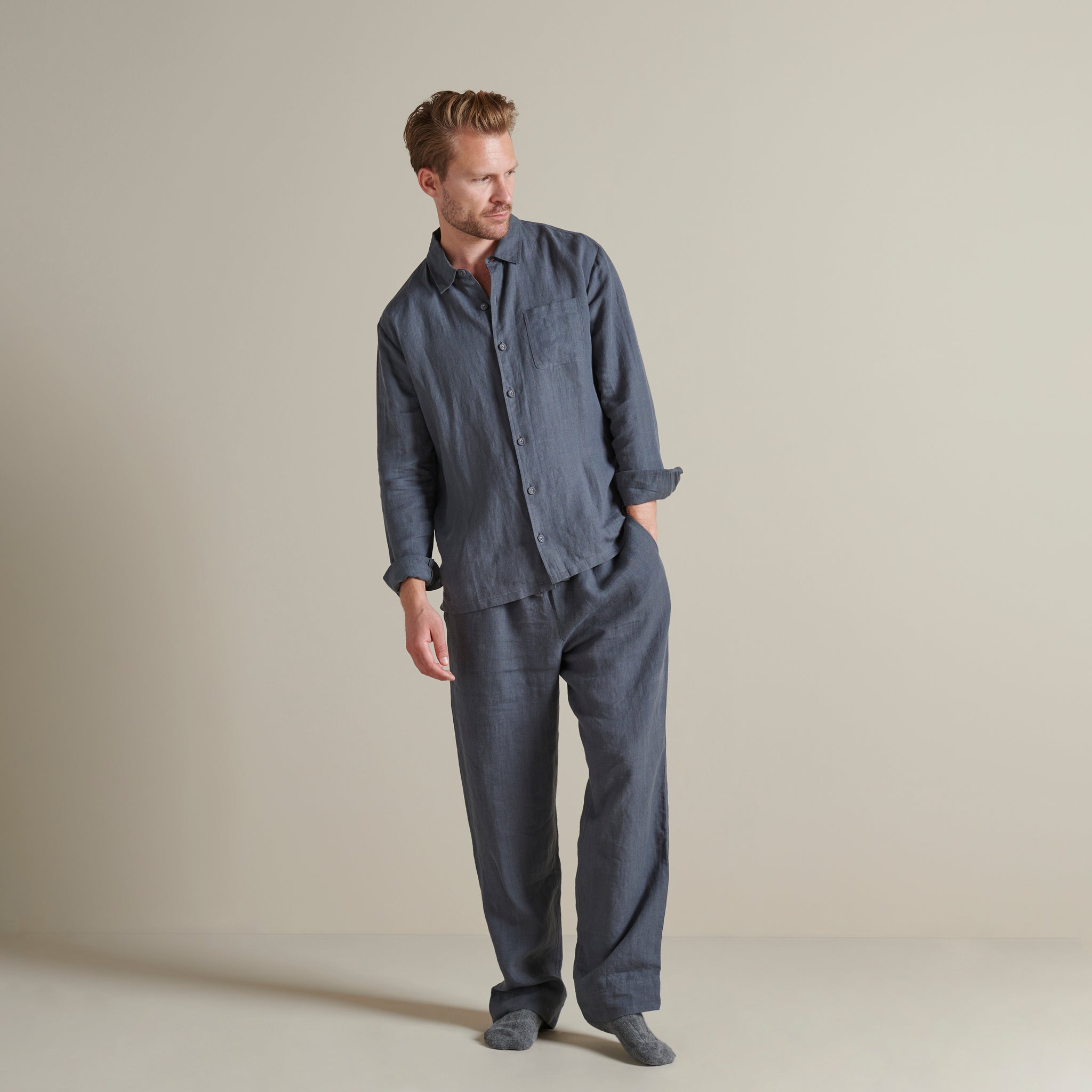 The Men's Linen Lounge Set in Ink | Loungewear by Bedfolk